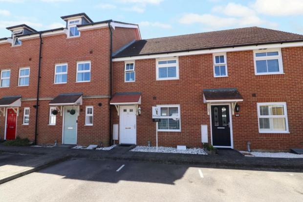 Three-bedroom terraced house in Hedge End for sale for £325,000