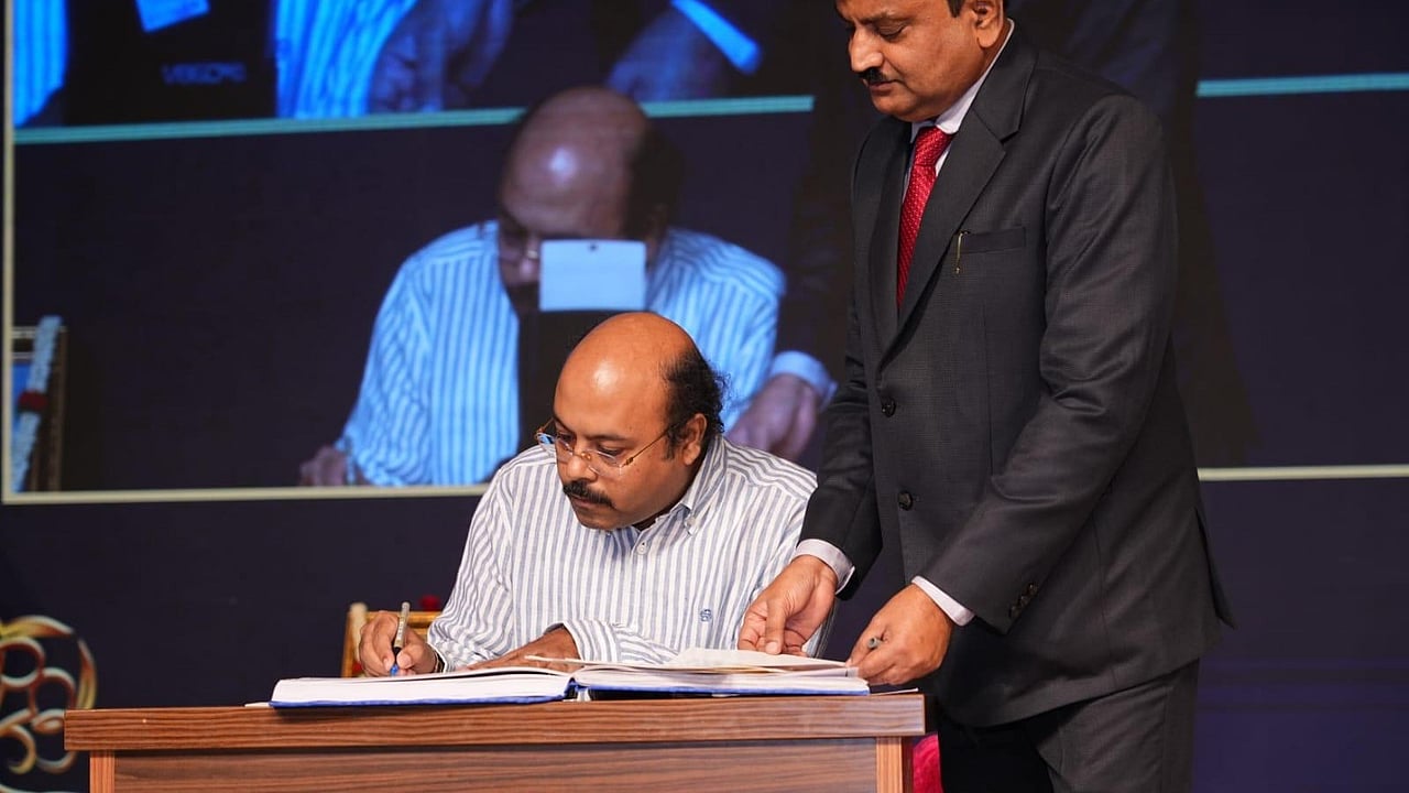 Son Yathindra will give fresh voice to father Siddaramaiah’s home turf ...