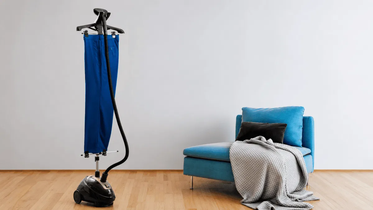 Oster pone orden a las arrugas: este vaporizador vertical cae 30% con ...