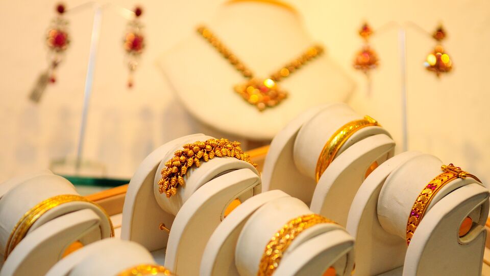 Gold rate today: MCX gold price rises above ₹1.59 lakh per 10 grams ...