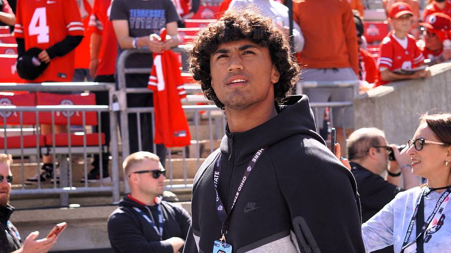 Ohio State football loses recruit they had in their own backyard to Big ...