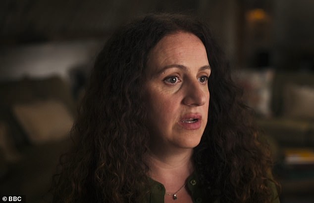 Girl who faked a brain tumour to con pop stars and fans out of £400k to ...
