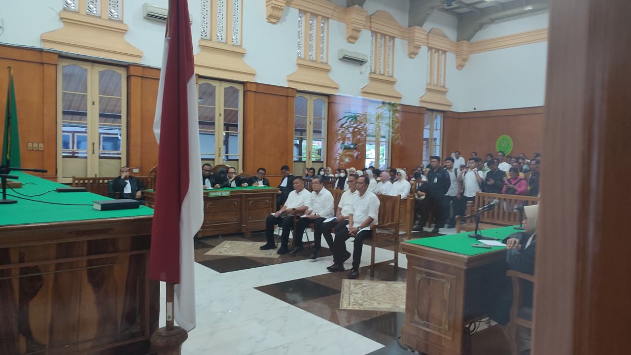 Hakim Tipikor Medan bebaskan eks dirut PTPN II dan tiga terdakwa lainnya