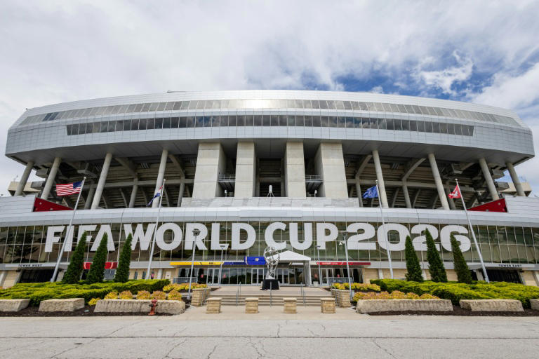 World Cup fans barred from bringing water bottles into stadia