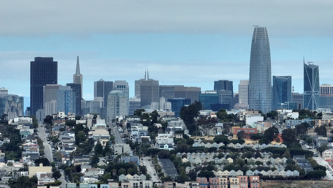 Why affluent Americans are leaving major cities