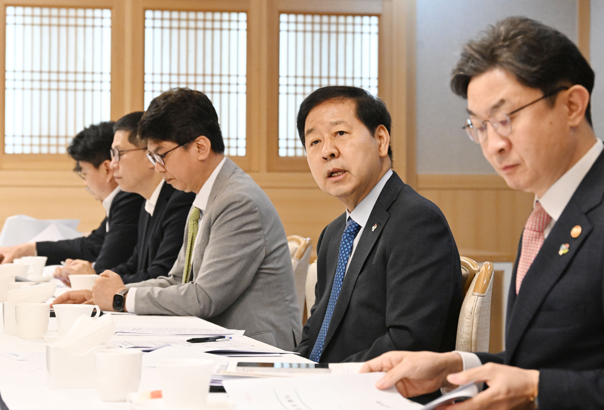 구윤철 “과도한 쏠림 즉시 대응”···환율 변동성 확대 경계