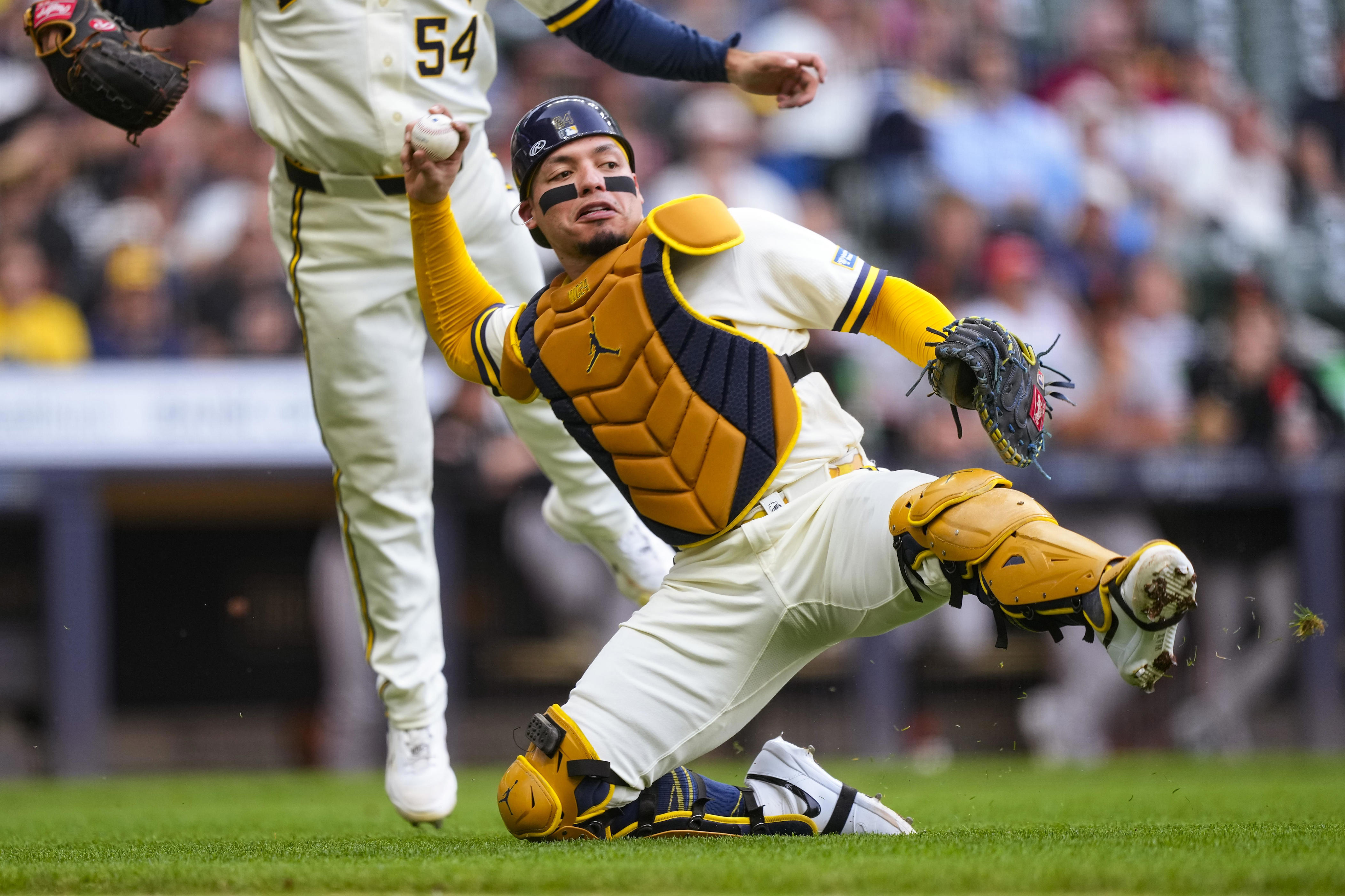 Brewers offense falters to 1-0 loss as Logan Webb dominates