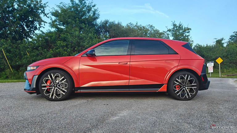 6 best performance hatchbacks for enthusiasts in 2026