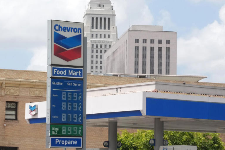 Here’s why California’s gas-tax insanity keeps getting worse