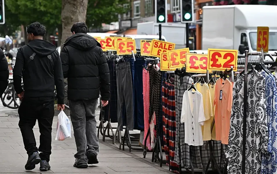 Study finds bargain hunters risk hidden costs despite savings