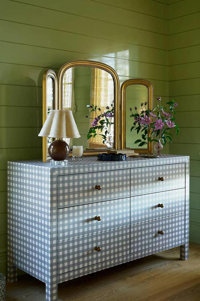 You’ll be entertained by these 27 Anthropologie finds