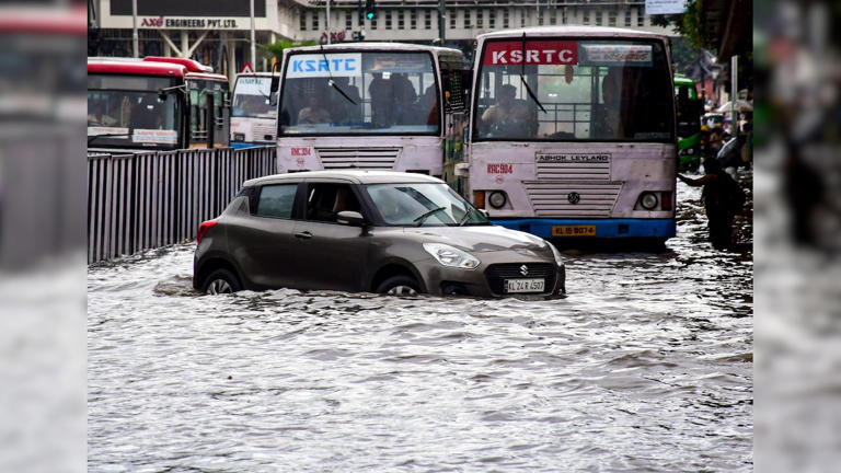 Monsoon to hit Kerala today? IMD warns of heavy rainfall in Tamil Nadu ...