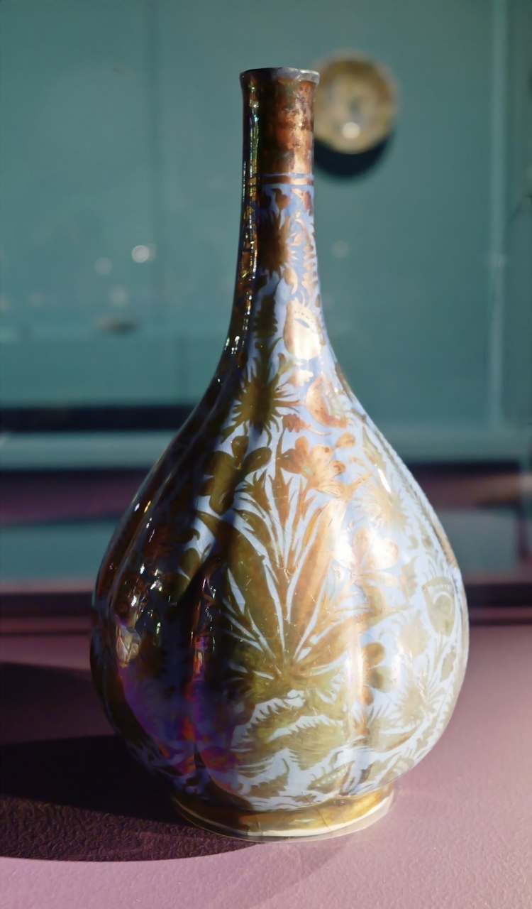 瓶 伊朗 釉陶 1650-1700年 卢浮宫