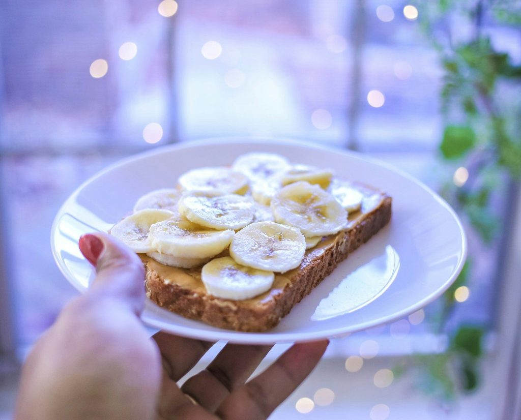 8 benefits of peanut butter toast compared to avocado toast
