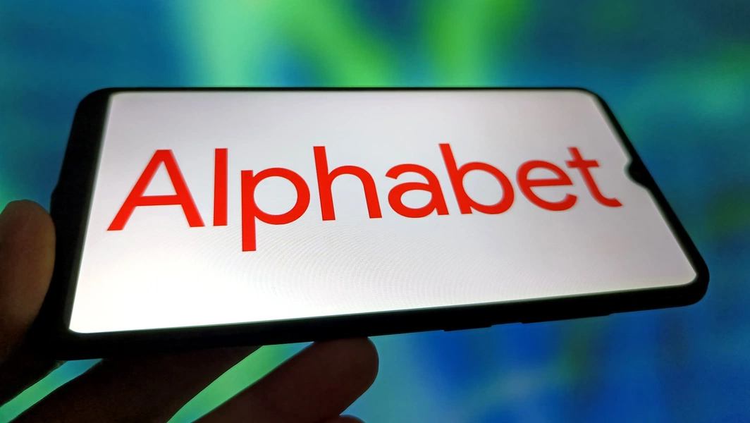 Alphabet launches $80B equity raise with $10B Berkshire backing
