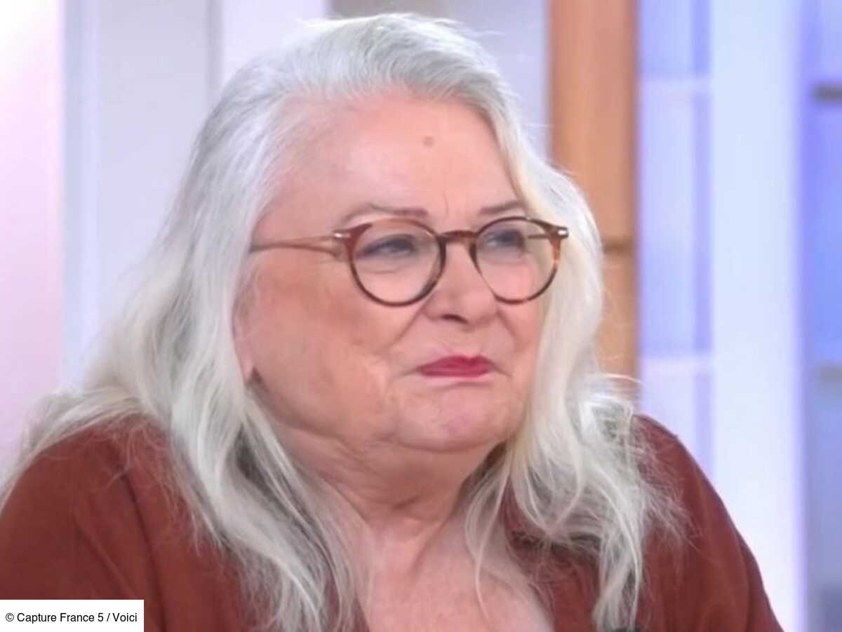 « Sa disparition a été déchirante » : Josiane Balasko émue en évoquant ...
