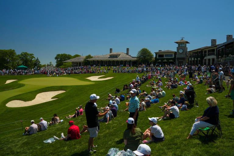 Ohio golfer breaks truck windshield with tee shot, then gets hole-in-one
