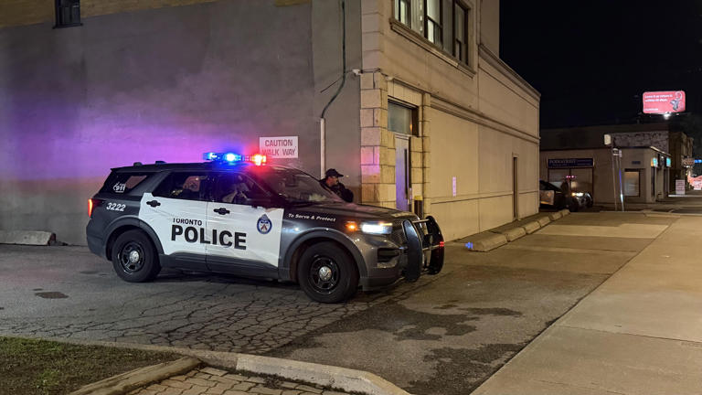 4 autres arrestations à Toronto : la communauté juive délibérément ...