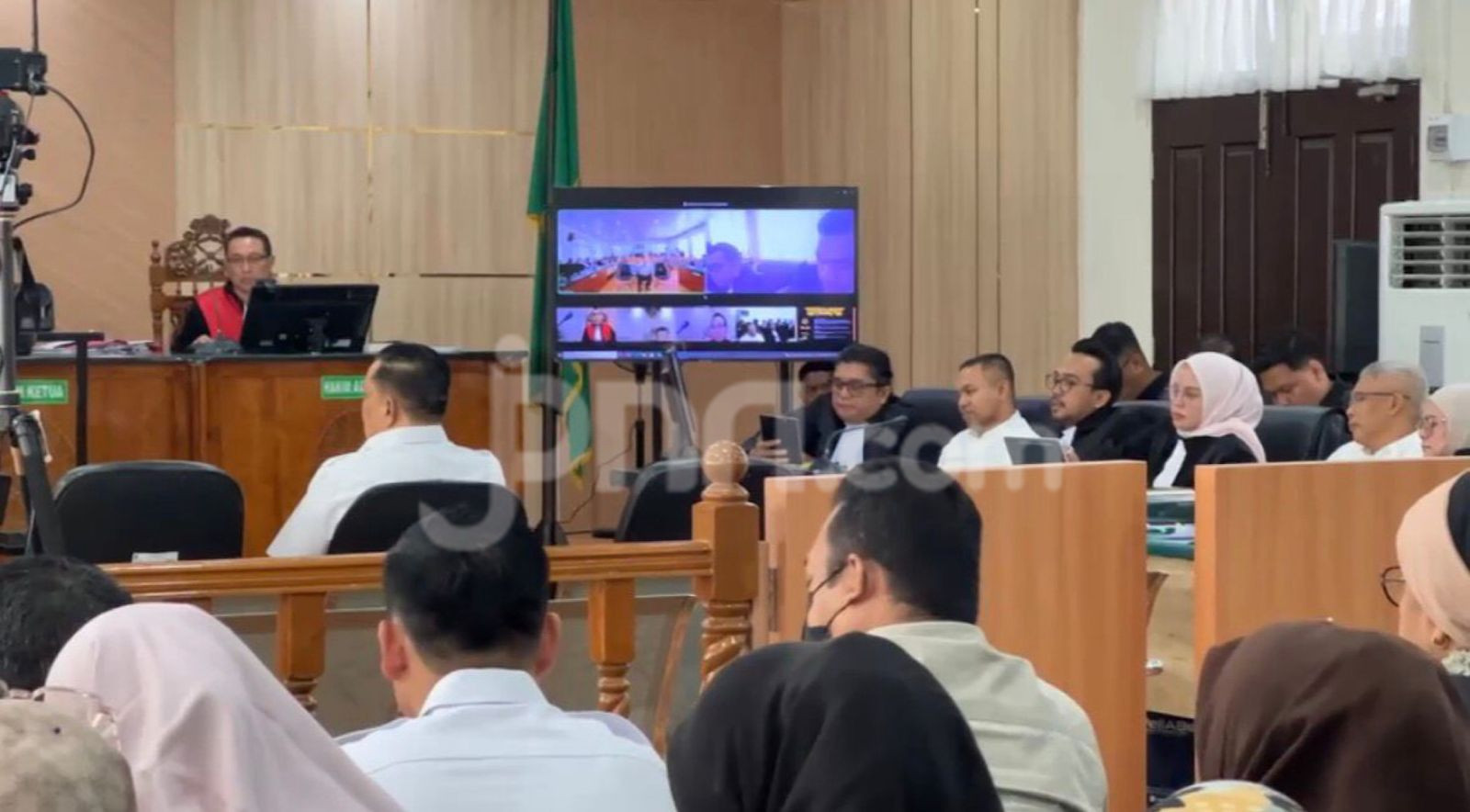 Mesra di Pilgub Riau, Abdul Wahid dan SF kini saling cecar di sidang ...