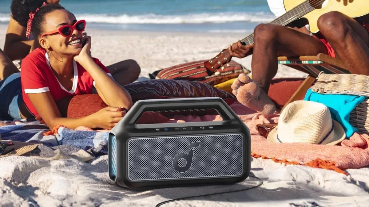 Bocina Soundcore Boom 2 con 80W de potencia y 24 horas de batería baja ...