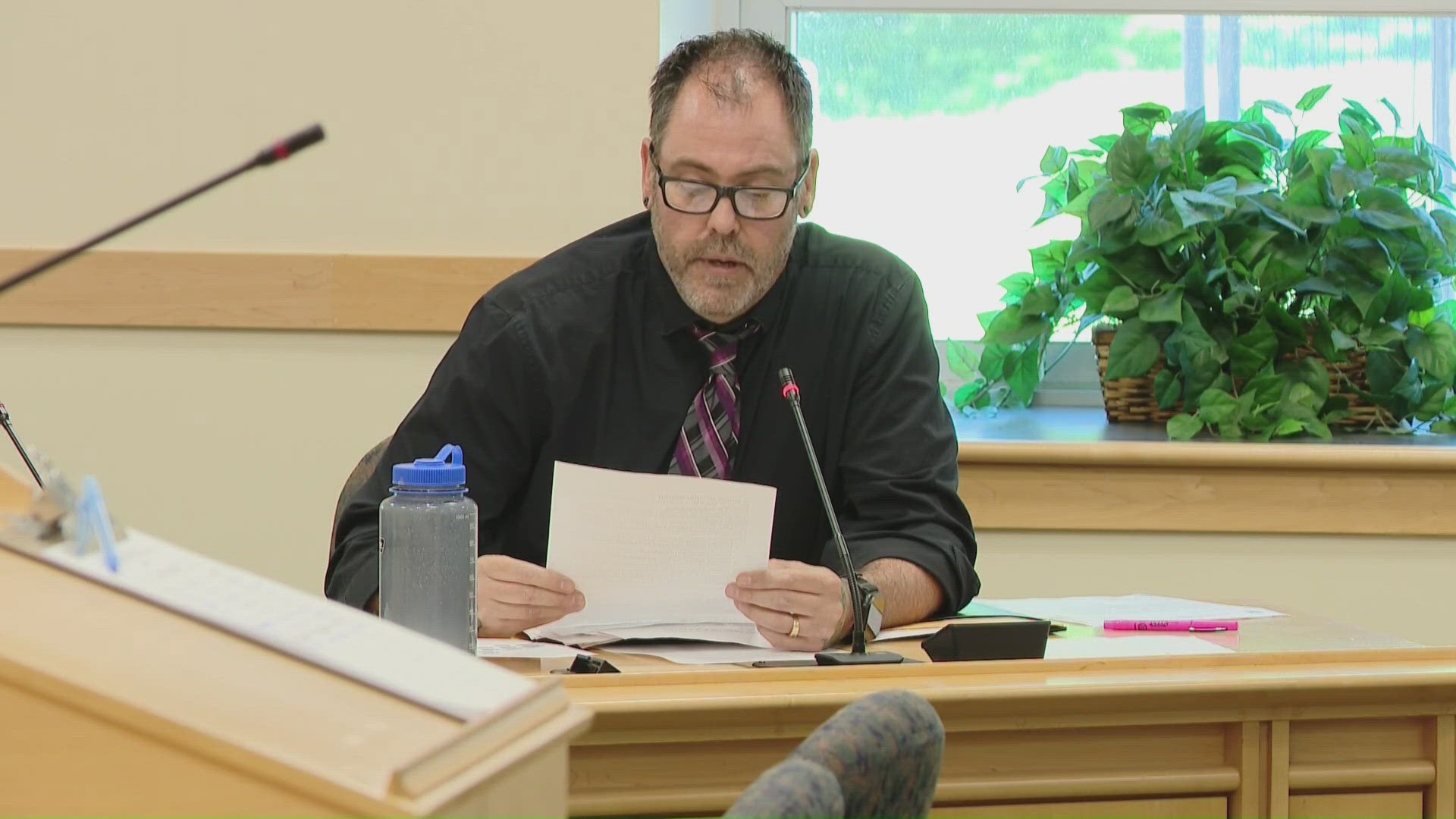 Augusta hearing challenges nomination petitions of Kevin Nichols
