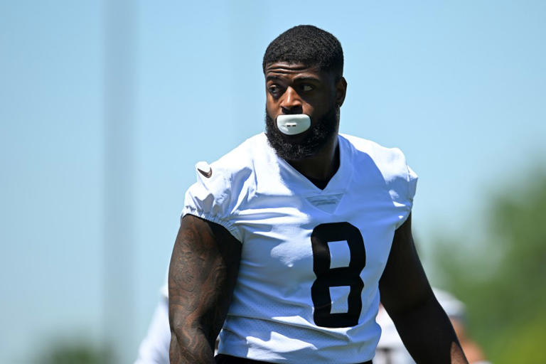 'Upset' Jared Verse was caught off guard by Rams' Myles Garrett trade