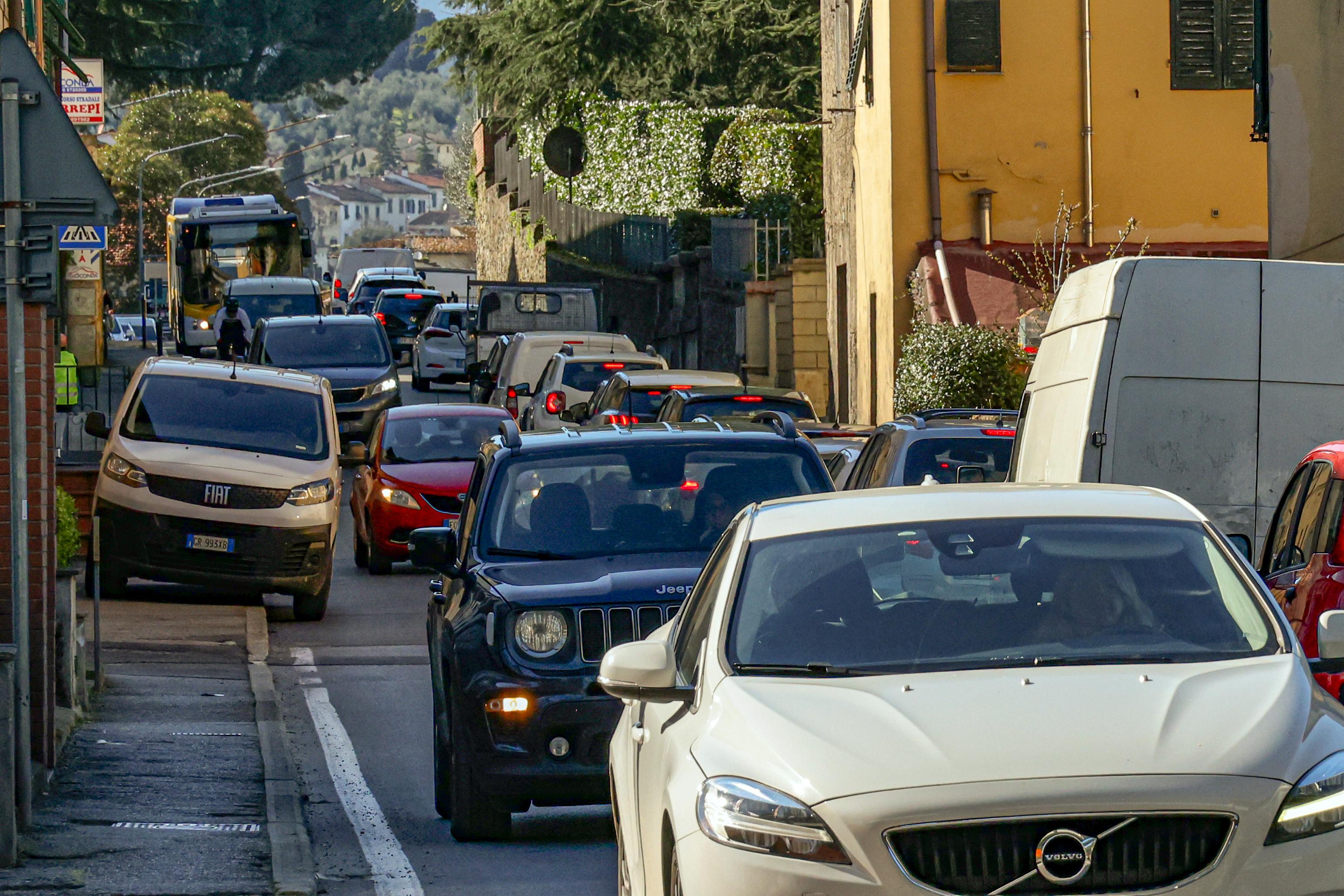 Automobili e inquinamento, la situazione a Livorno. Passi avanti importanti