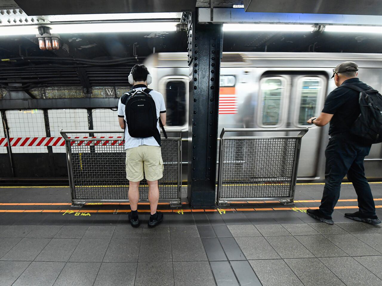 Are subway barriers a 'waste'? Councillor says money better spent on ...