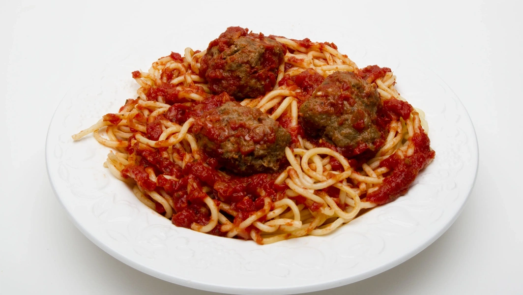 7 chain restaurants serving standout spaghetti and meatballs