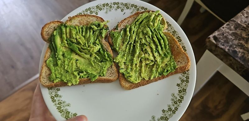 16 overrated breakfast dishes people pretend they absolutely adore