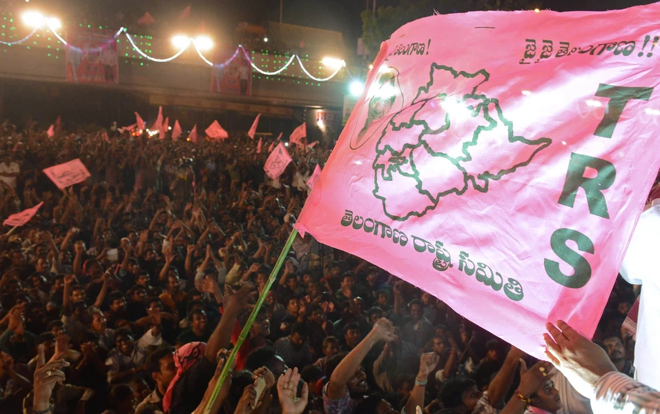 KTR counters Pawan Kalyan's 'jagir' remark with statehood defence