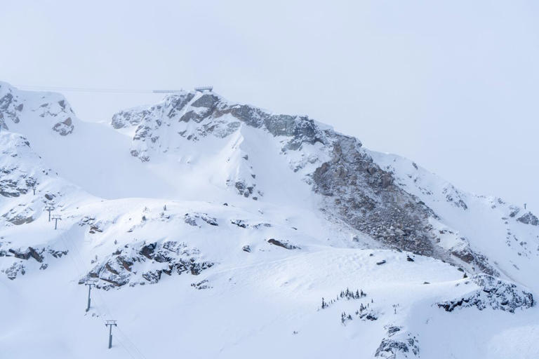 More rocks fall from Whistler Peak, assessment underway