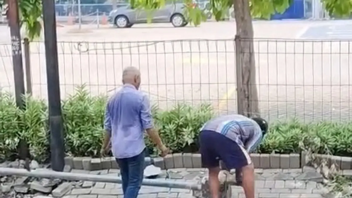 Bikin geleng kepala, dua pria di Surabaya bongkar beton demi gasak ...
