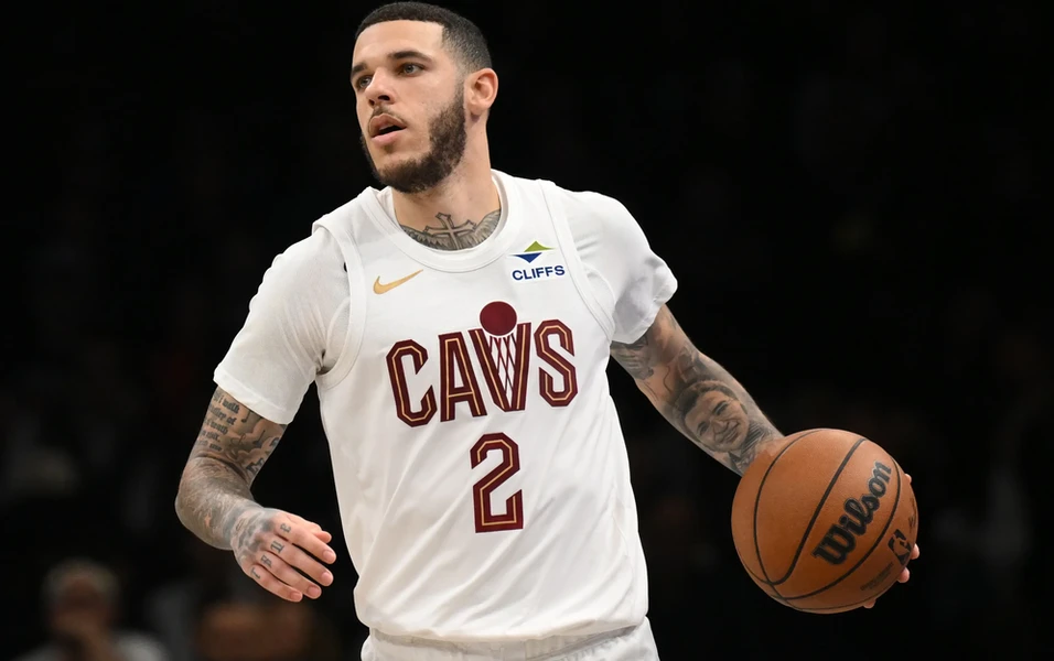 Lonzo Ball doubts LeBron return to Cavs as Lakers eye future