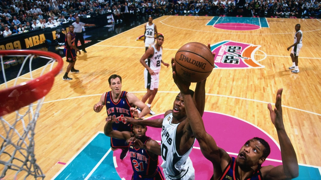 Precious Achiuwa weds as Knicks face Spurs in finals rematch