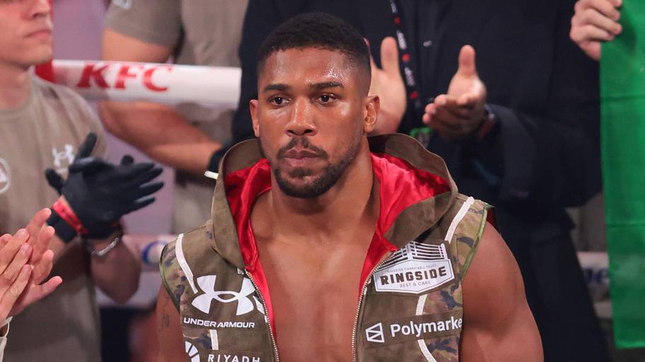 Anthony Joshua gives definitive answer on fighting Moses Itauma