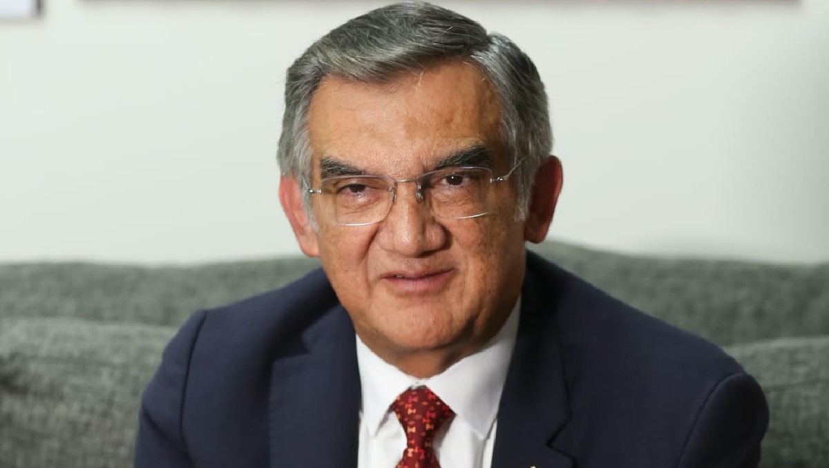 No existe ninguna acusación o investigación en mi contra, Américo ...