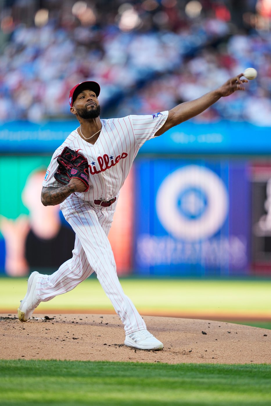 Phillies ace Sánchez has consecutive shutout innings streak ended at 50 ...