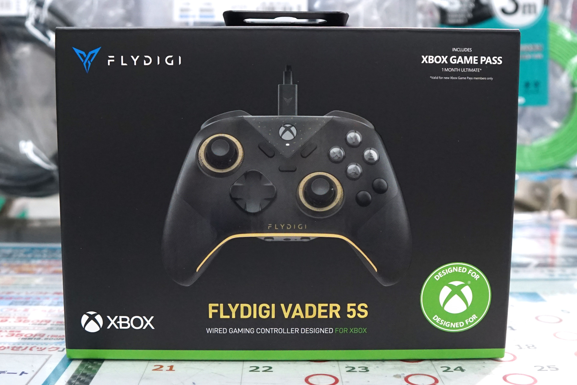 Xbox公式ライセンス取得のゲームパッド「FLYDIGI VADER 5S」が登場