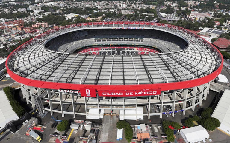 FIFA tightens stadium rules as World Cup fans face water bottle ban