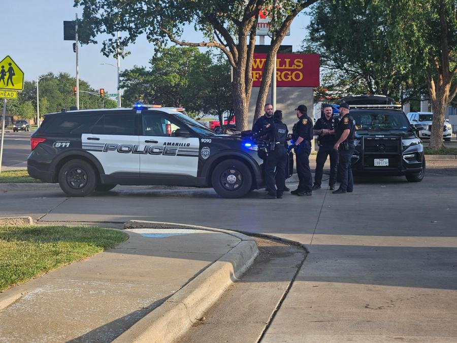 Amarillo police arrest 3 after robbery call Wednesday