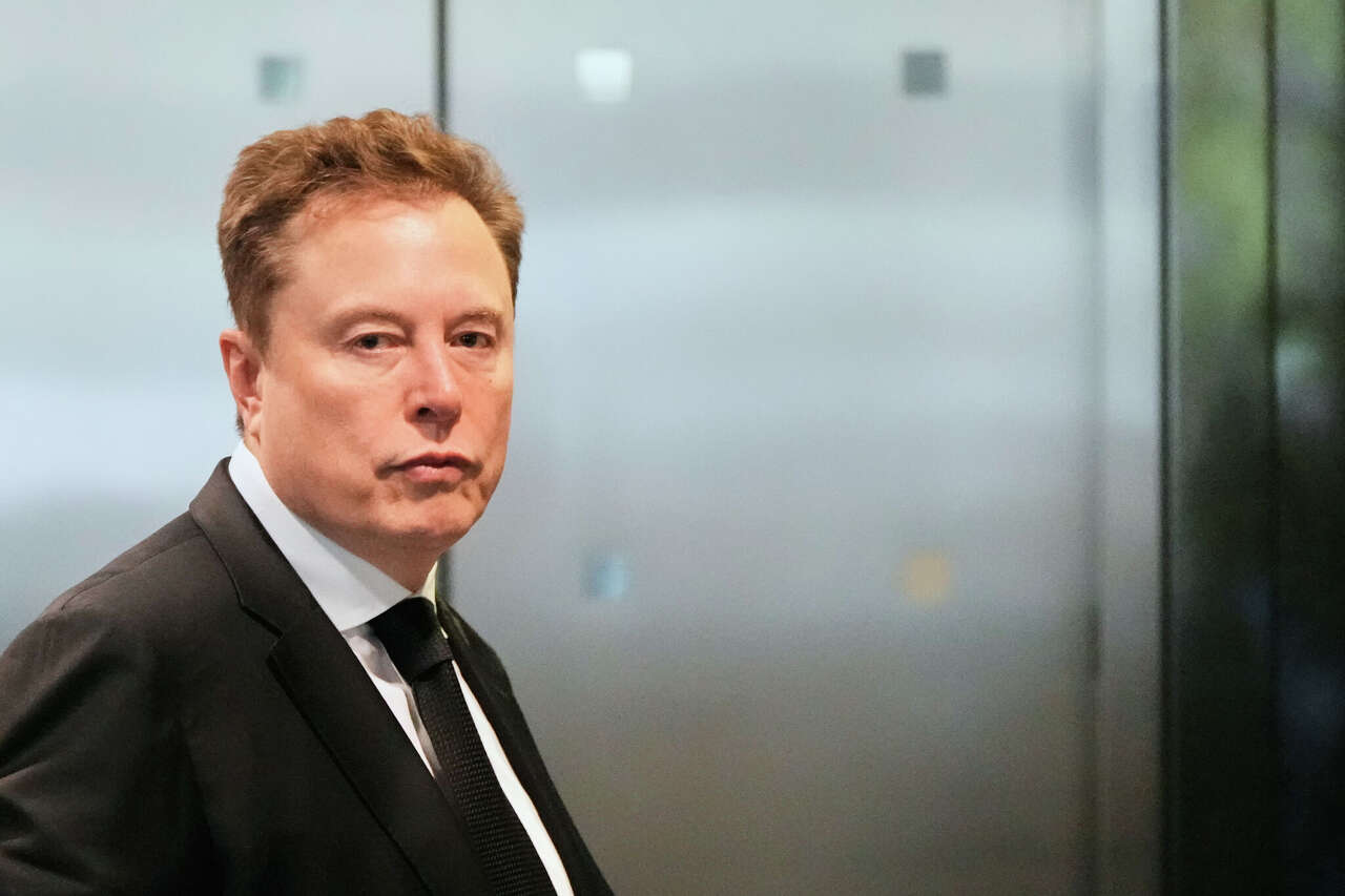 More details emerge as Elon Musk's SpaceX readies for largest IPO in ...