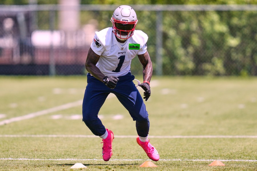 Former Eagles receiver AJ Brown begins new chapter in New England