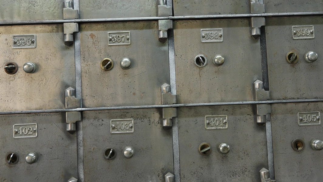 5 reasons to skip safe deposit boxes