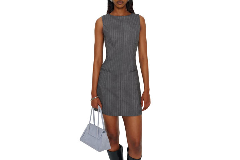 Mindy Kaling's sleeveless dress is the refined way to stay cool and ...
