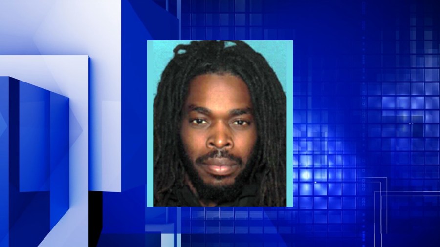 Sterling police seek man involved in fight with pregnant girlfriend