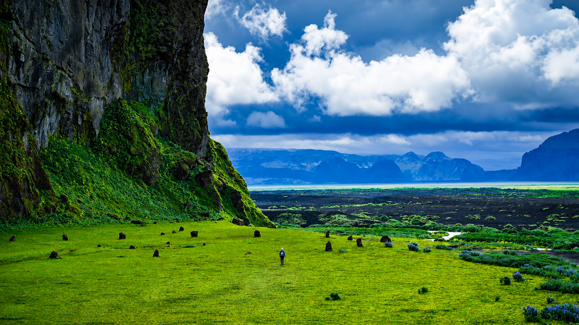 A vast valley hidden behind walls of rock