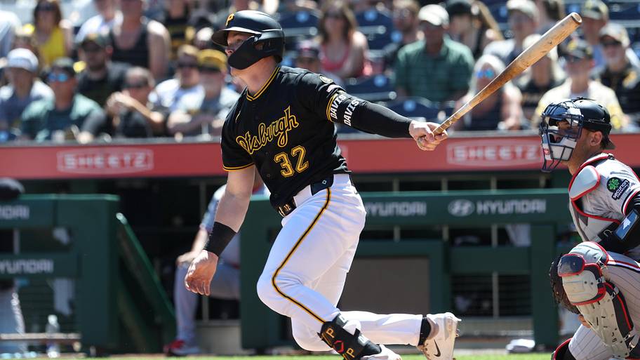 Pirates' Henry Davis blasts first career grand slam