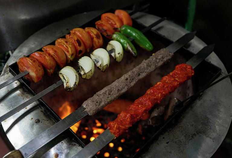 Review: Kandahari's exceptional Afghan food puts it among Houston's ...