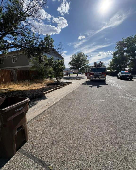 Fire ignited by fireworks quickly contained in Fruita yard